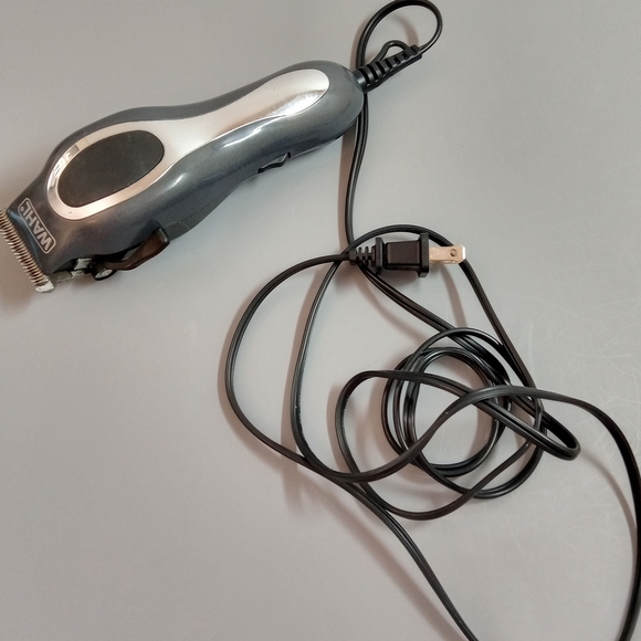 Wahl | Accessories | Wahl Black And Silver Hair Clipper Model Mc3 No ...